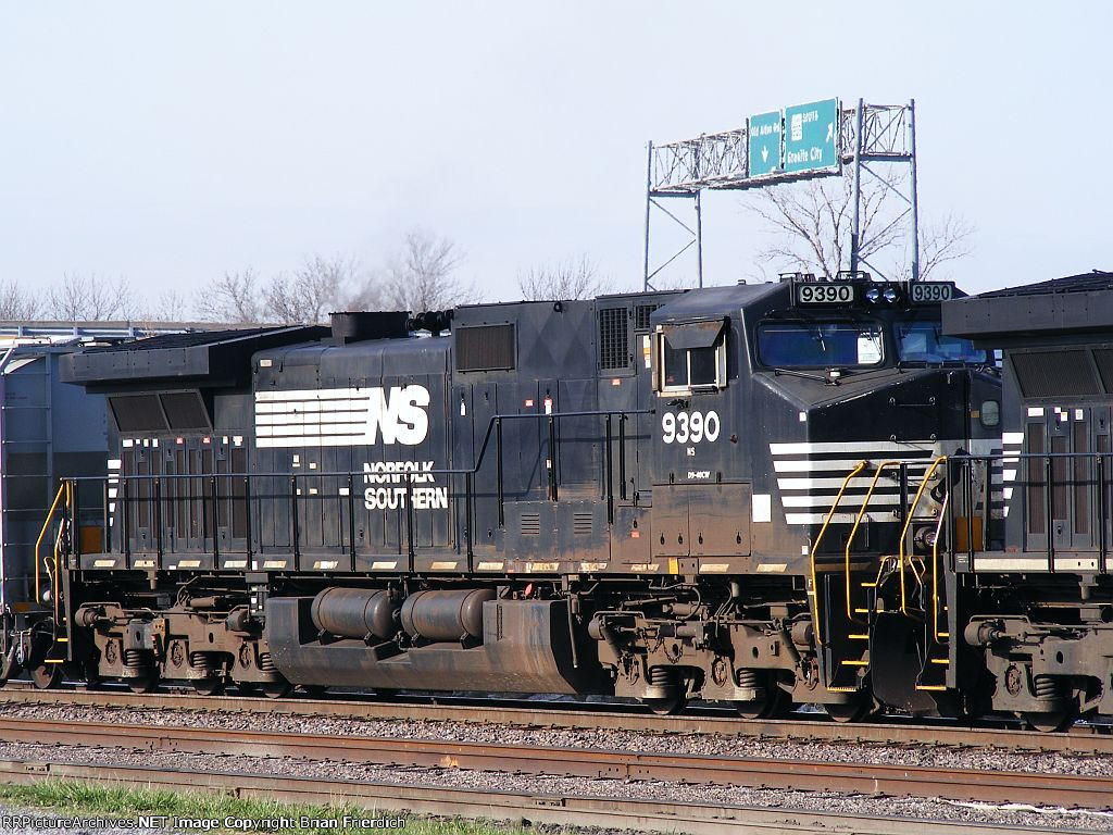 NS 9390